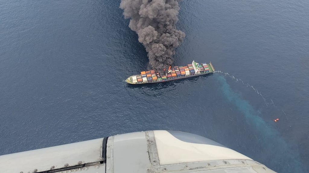 Container ship catches fire off Kerala coast; Navy, Coast Guard rescue ...