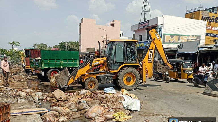 Madurai corporation clears two tonnes of meat waste from Vaigai South ...