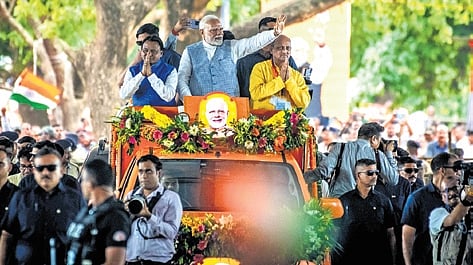 Thousands line up capital streets for Modi’s roadshow in Odisha