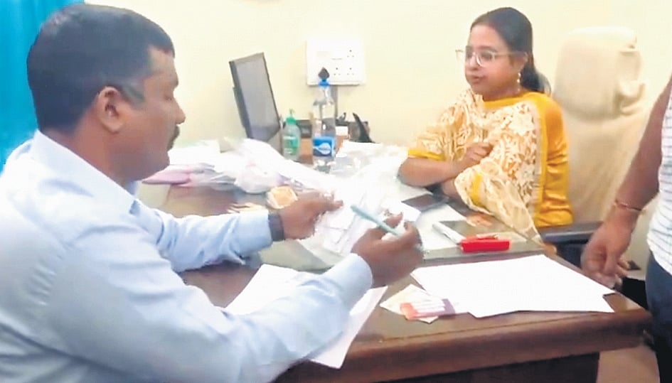 ACB raids RTA, sub-registrar offices in Telangana, seizes unaccounted ...