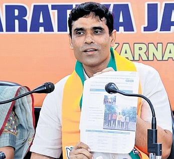 Karnataka BJP neta alleges Rs 1,000-crore graft in RDPR department