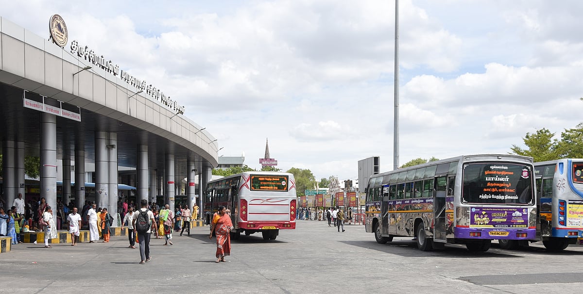 Rs 28-crore Chathiram bus stand in Tiruchy reduced to parking lot ...