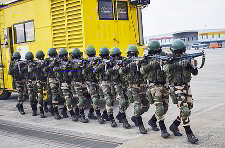 CISF Teams receive first-ever intensive combat training with elite army ...