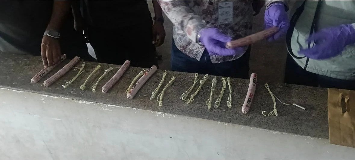 Detonators, gelatin sticks found in BMTC bus stand in Kalasipalya