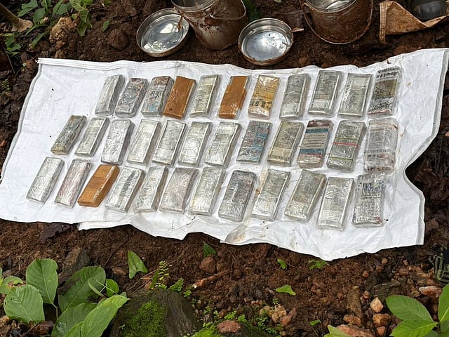 Security forces recover Rs 35 lakh cash hidden underground by Maoists ...