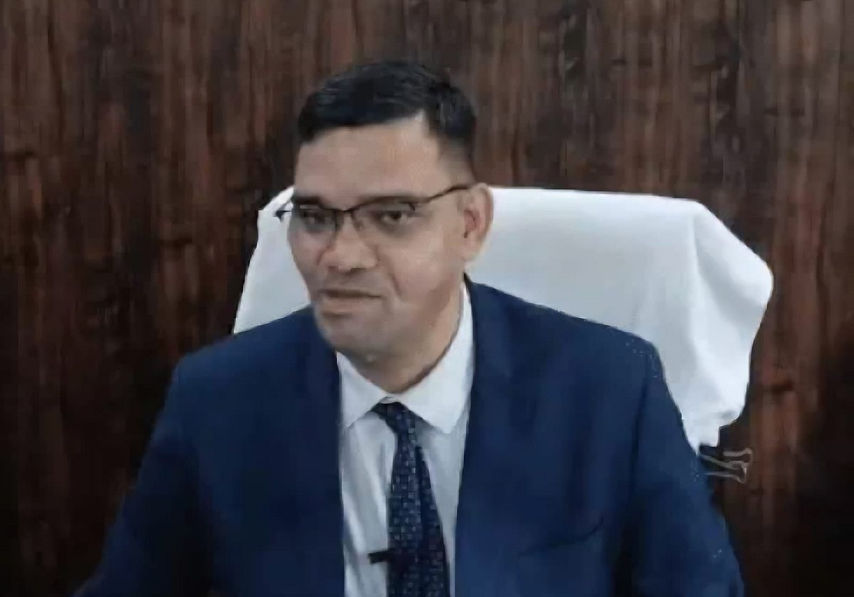 IAS officer Rinku Singh Rahi does sit-ups after facing backlash from ...