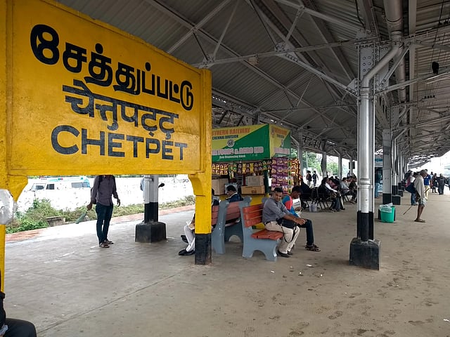 Students get Rs 500 fine 'for long stay’ at Chetpet railway station