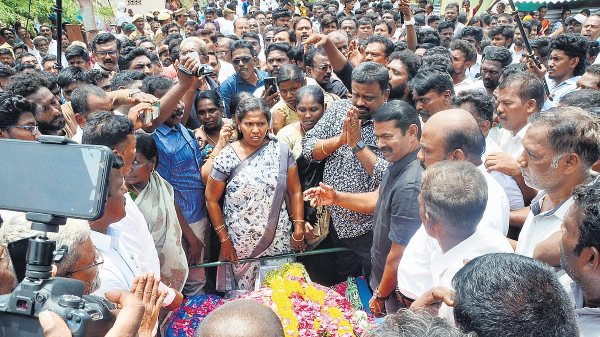 Kin accept Kavin's body five days after 'honour killing'