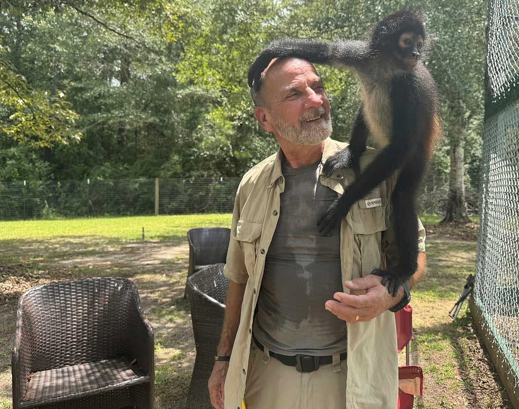 Mississippi monkey sanctuary aids Army veterans with Post-Traumatic ...