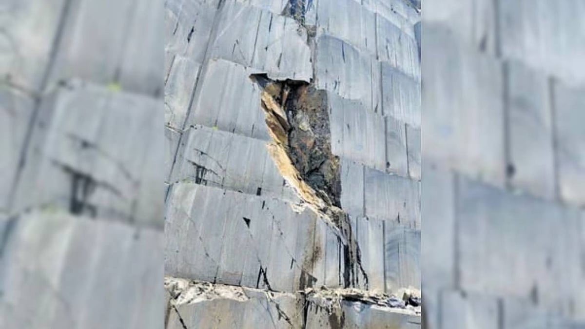 Six migrant workers killed, 10 injured in granite quarry accident in Bapatla