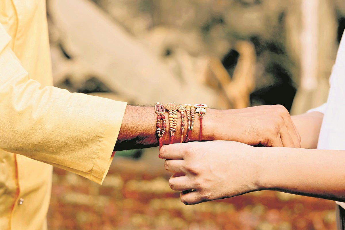 Threads that tie hearts: Rakhi stories