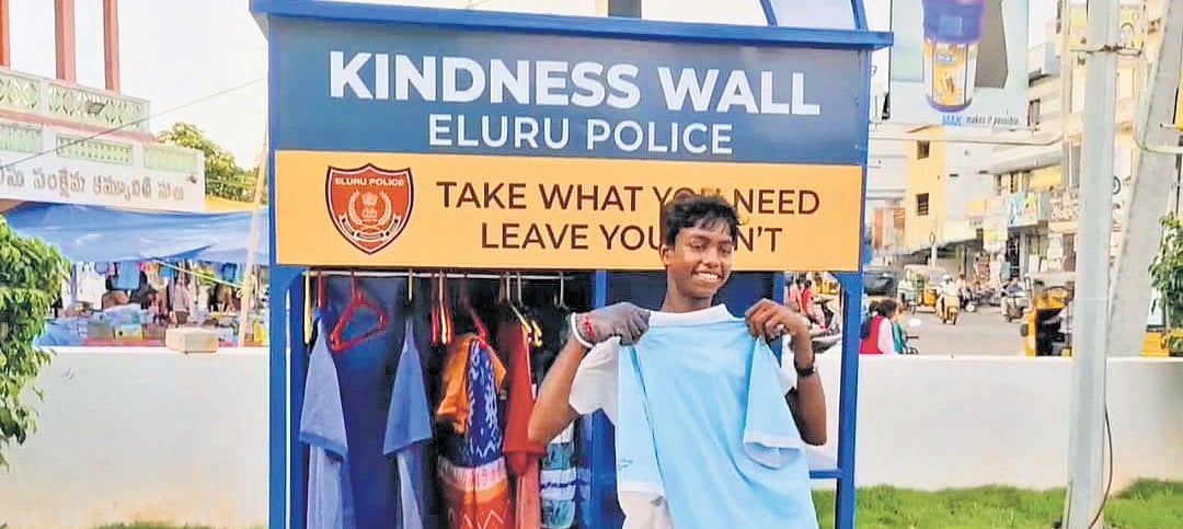 Eluru police’s 'Kindness Wall' wins people’s praise