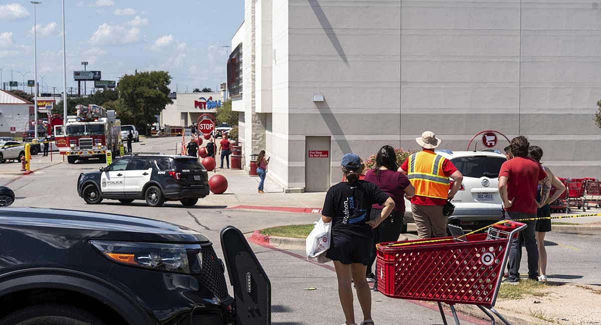 Shooter kills 3 in a Target parking lot in Austin, Texas, before being ...