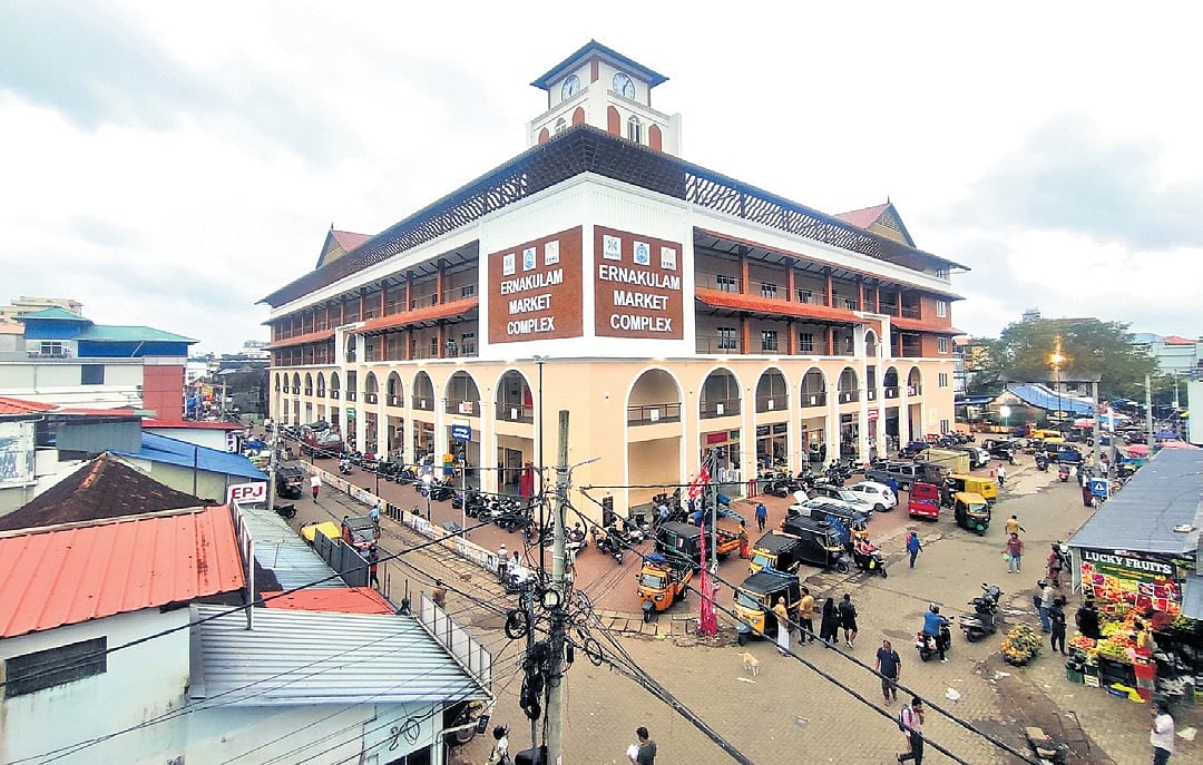 Ernakulam Market complex left ‘underutilised’ following dispute among ...