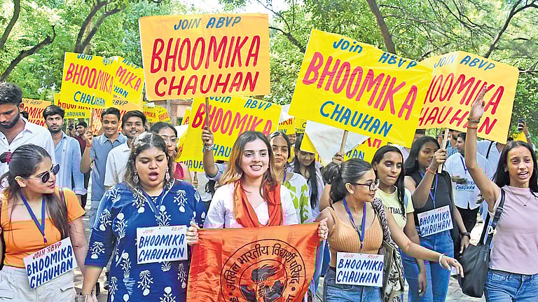 ABVP’s ‘Chhatra Garjana’ rally gains momentum ahead of DUSU nominations