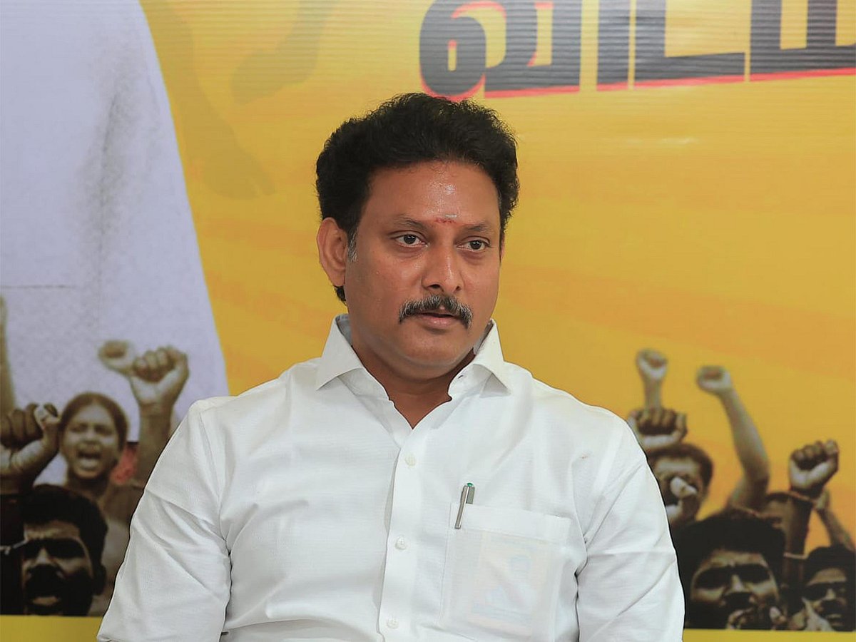 Holidays are for rest, not special classes: TN Minister Anbil Mahesh