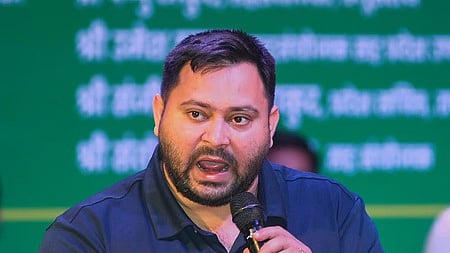 Tejashwi Yadav likely to be appointed RJD working president amid Lalu ...