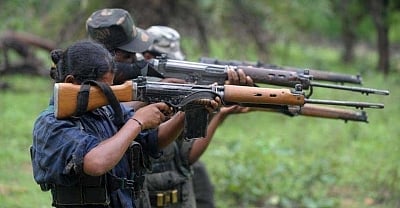 Bangladesh detains 53 ARSA rebels, issues Myanmar border alert