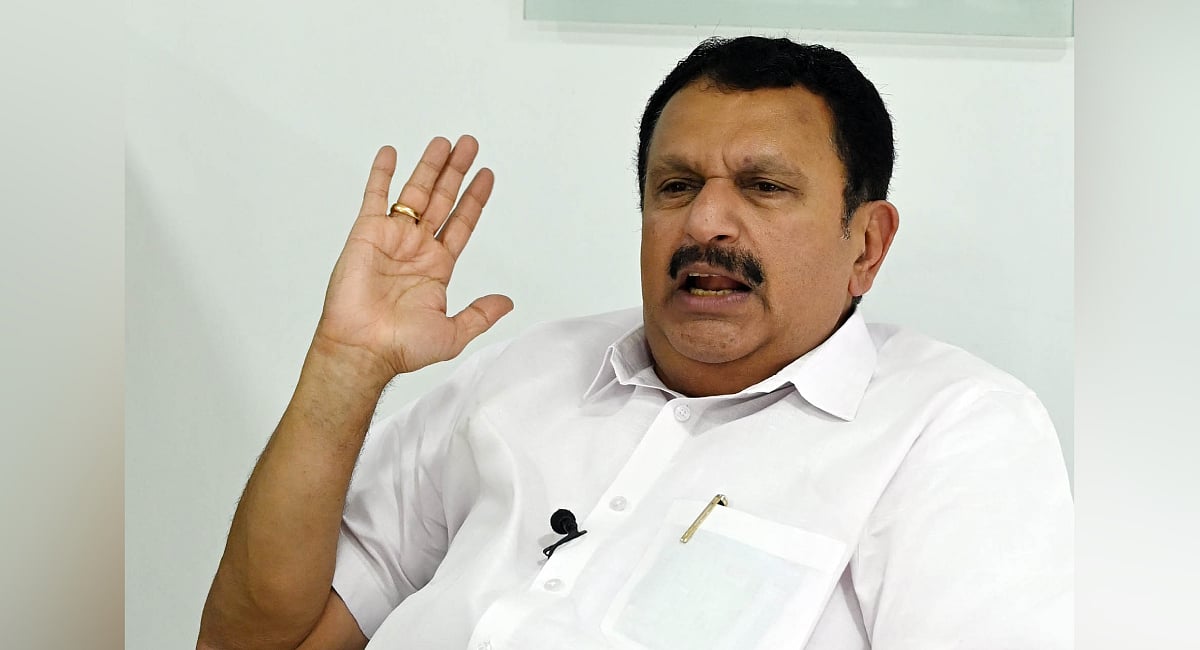 Seat talks yet to begin, decision by mid-January, says Muraleedharan