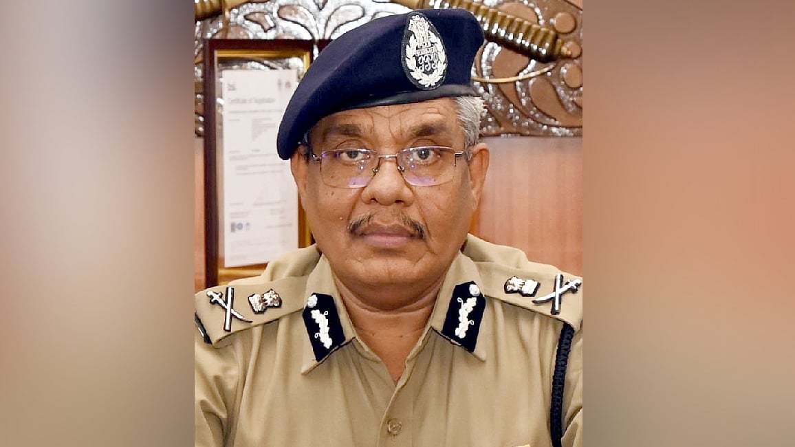 DGP gives marching orders to orderlies at cops’ homes