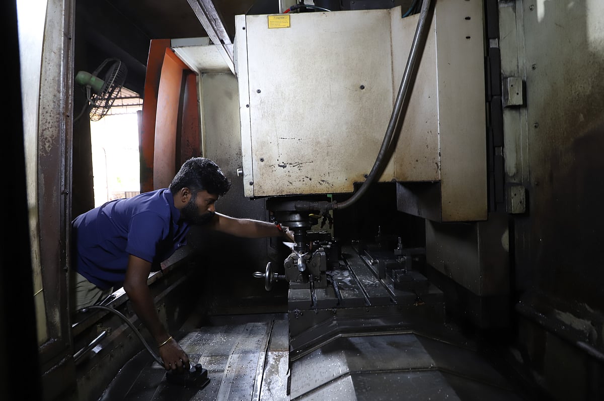 Engineering units in Coimbatore cut down night shift due to machine ...