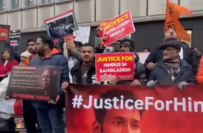 Hindu outfit protests outside Bangladesh High Commission in London