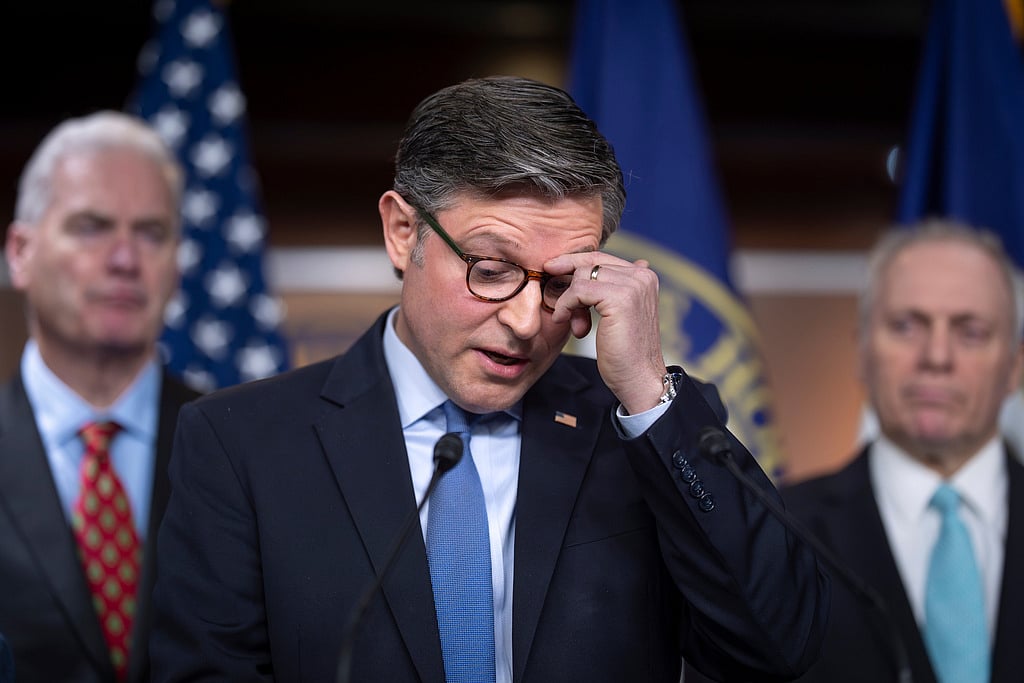 Who thinks Republicans will suffer in the 2026 midterms? Republican ...