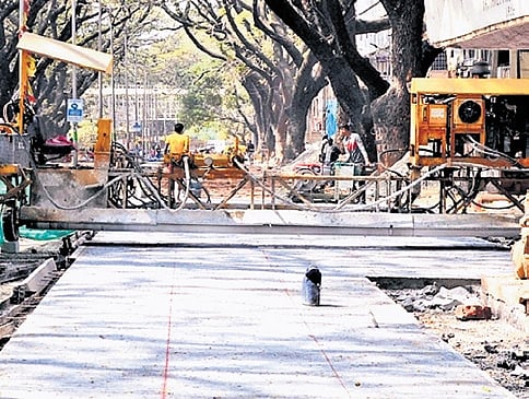 Brace yourselves, 11 major roads in South Bengaluru to be white-topped ...