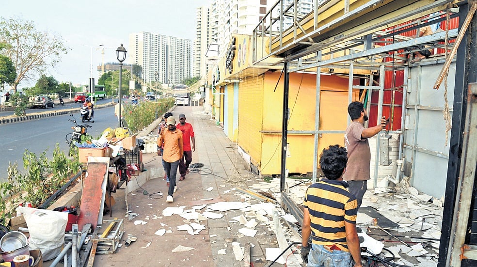 Queen’s Walkway to sport new look by March, food stalls shut