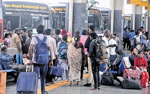 Pongal exodus begins as 11L leave Chennai in two days