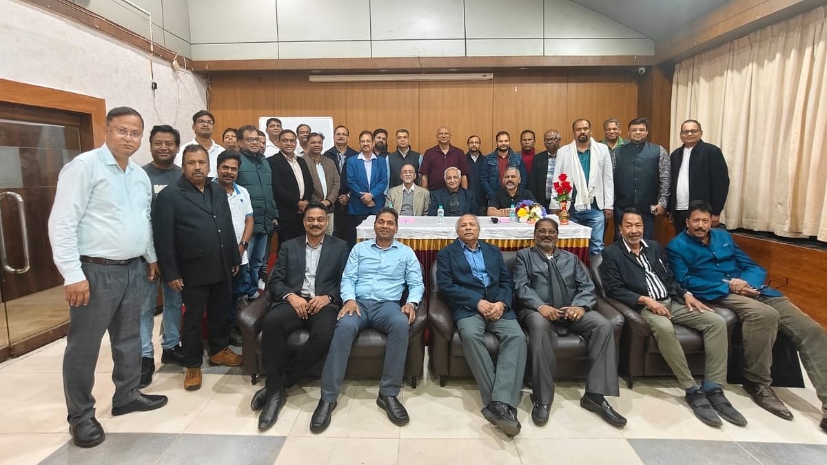 Odisha Seafarers’ association honours two samaritans for exemplary service