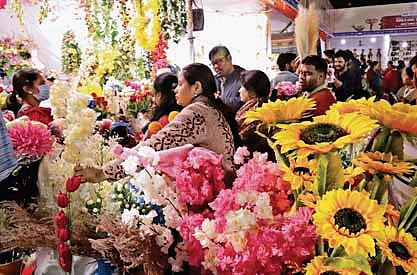 Stalls selling GI-tagged products major crowd-puller at Sisir Saras