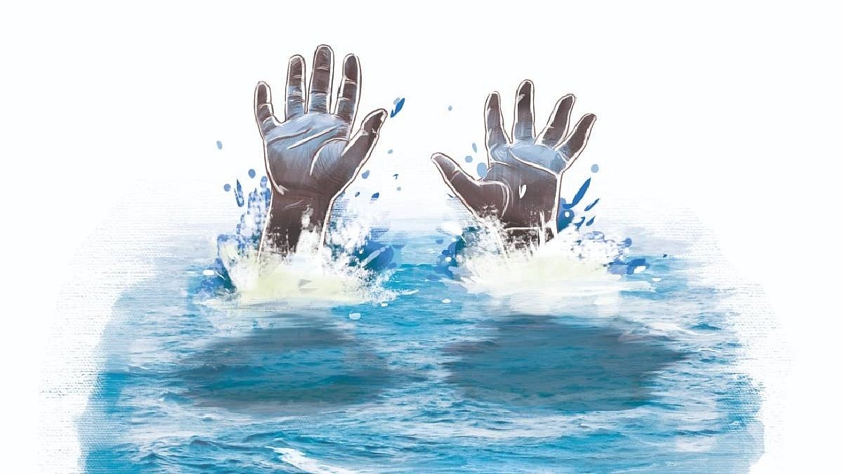 Two PU students on outing drown in Karnataka's Kabbalu Lake