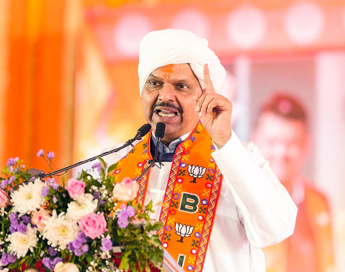 With BJP set to wrest Mumbai's civic crown, Fadnavis's star shining ...