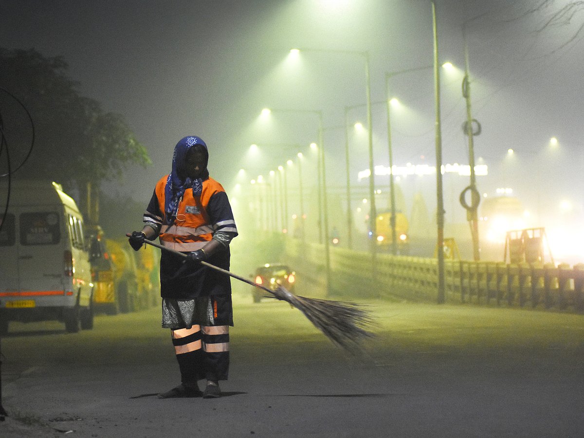 Dusk to dawn to dusk: How Pongal weighs on the shoulders of Chennai’s ...