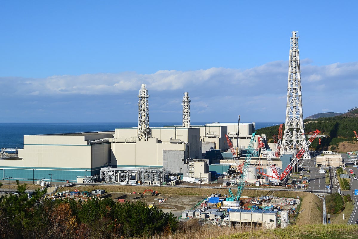 Japan restarts world's biggest nuclear plant