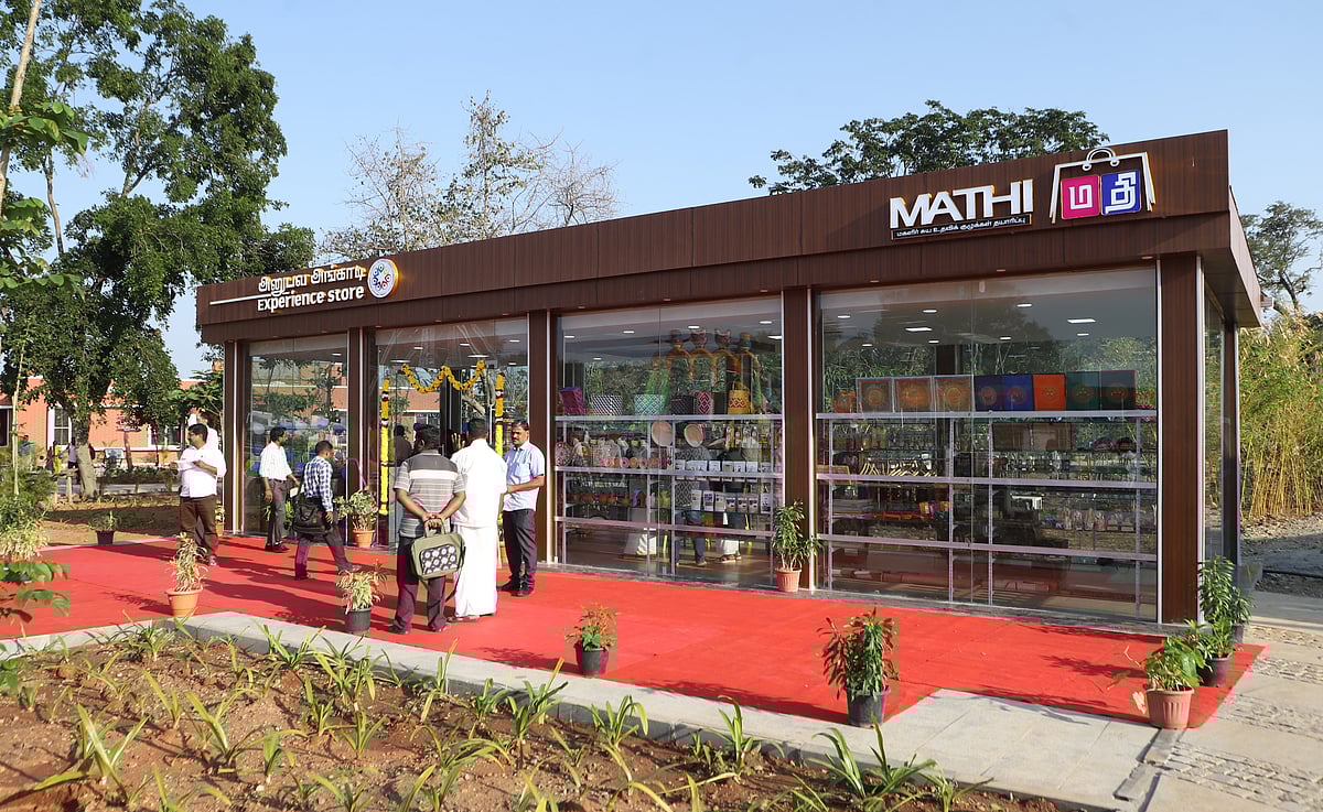 Retail outlet for women SHGs opened in Coimbatore