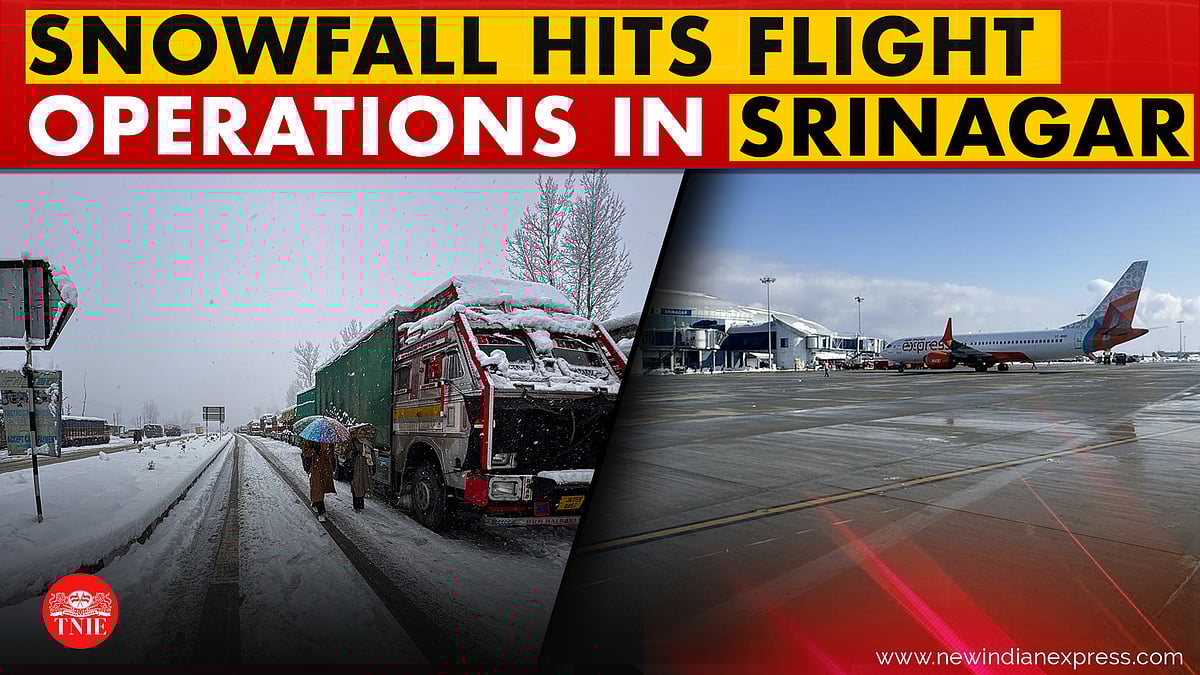 Snowfall disrupts flight operations, closes highways in Srinagar