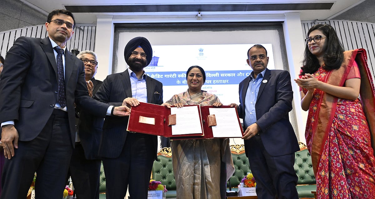 Govt gets Centre onboard for pushing collateral free loans for ...