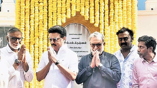 CM Stalin unveils refurbished statue of Kalaivanar at Arangam in Chennai