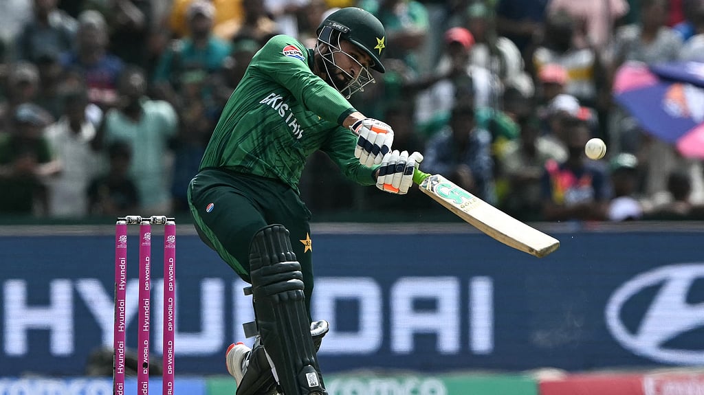 Faheem Ashraf’s late blitz powers Pakistan to three-wicket win over ...