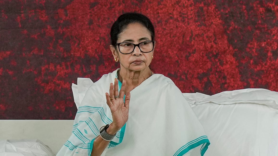 Mamata alleges BJP plot to purge 1.3 crore Bengal voters, says Amit ...