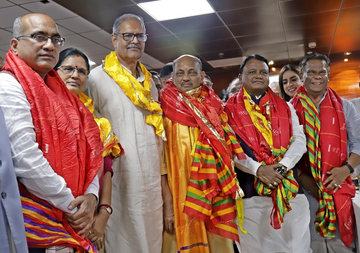 Samal, Sujeet file papers; spotlight on former Union Minister Dilip Ray