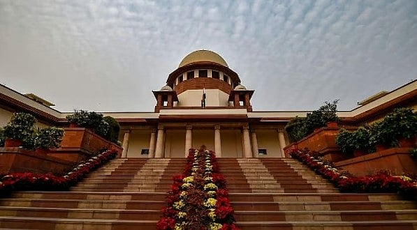 SC strikes down 'discriminatory' law limiting maternity leave to ...