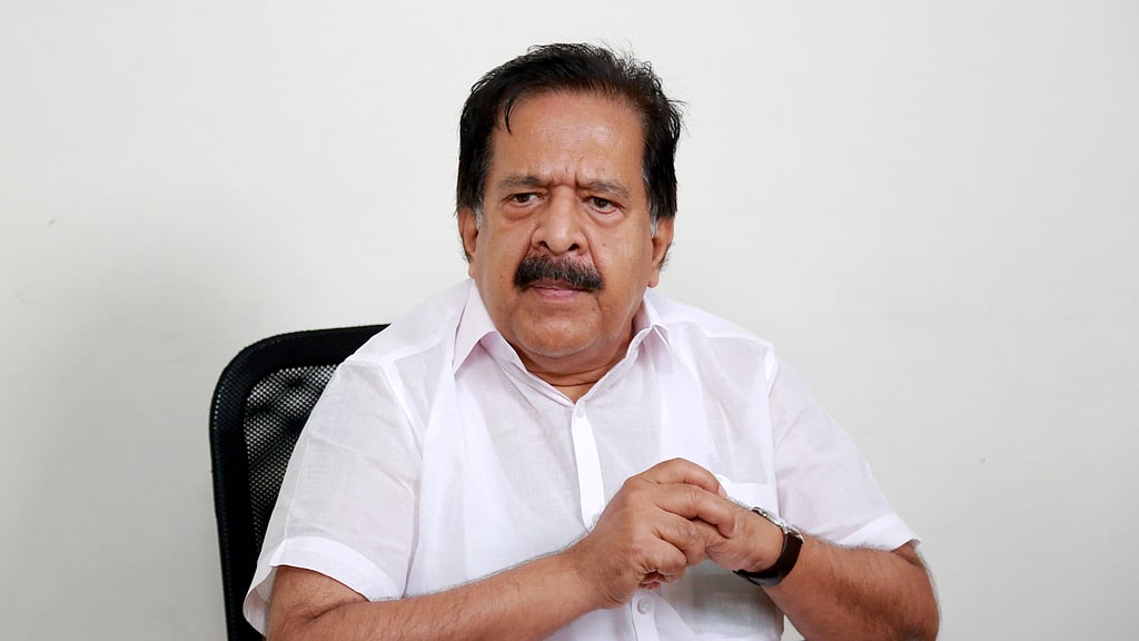 Notice sparks row as Chennithala camp cries ‘selective action’