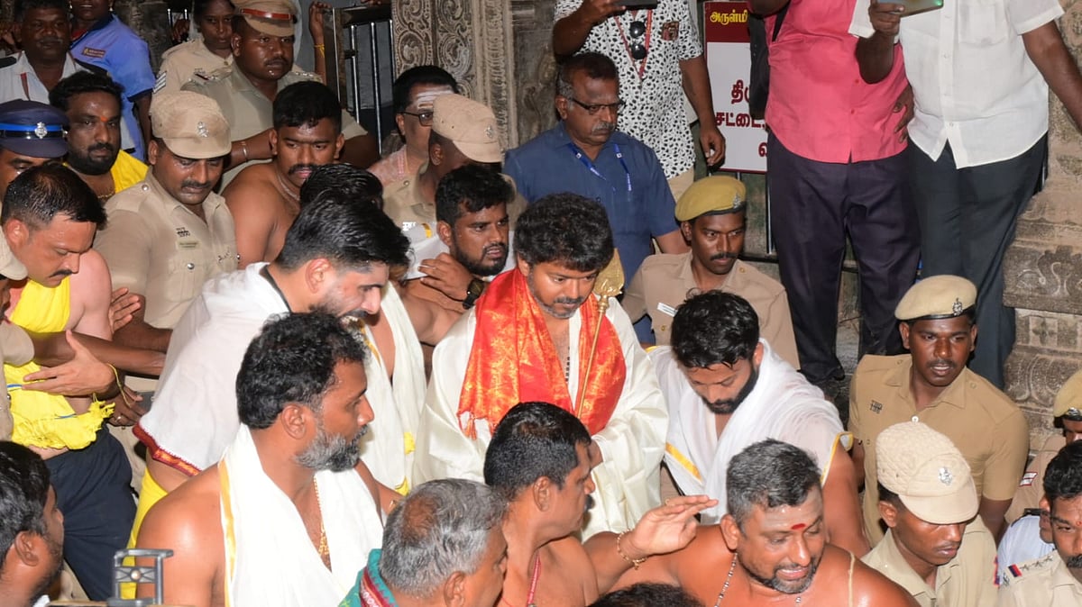 TVK chief Vijay offers prayers at Tiruchendur Murugan temple ahead of ...